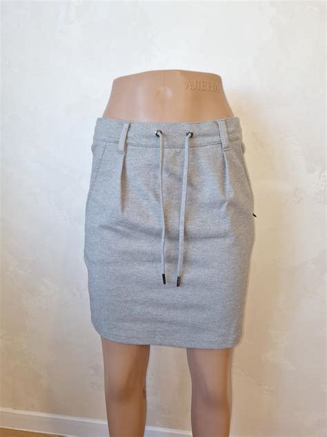 Спідниця — ціна 56 грн у каталозі Міні спідниці Купити жіночі речі за доступною ціною на Шафі