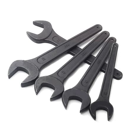 Ударни гаечни ключове от 24 мм до 120 мм Гаечен Ключ Rock Force Toolstorebg