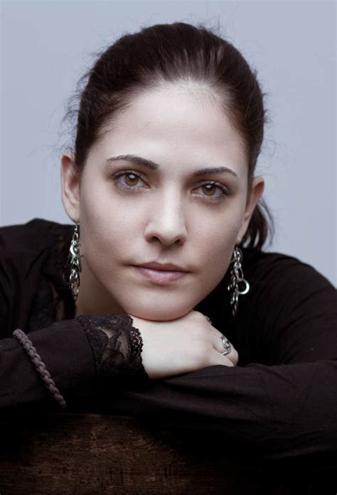 Women Who Had To Grow Up Too Fast Often Make These 3 Mistakes Once They