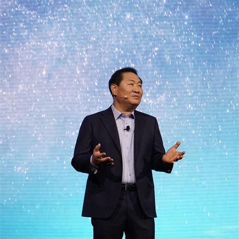 Samsung Electronics Co Ceo Han Jong Hee Dies At 63 Invezz