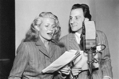 5 Facts About The Golden Age Of Radio — History Facts