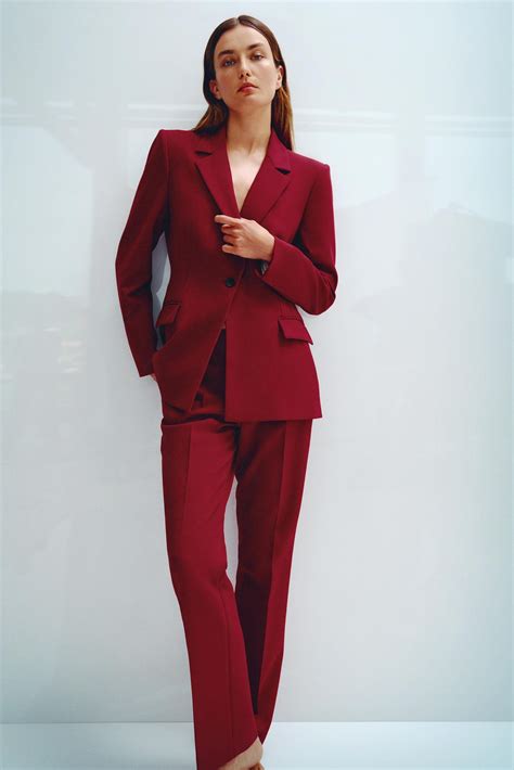 Zara Tailleur Primavera Estate 2025
