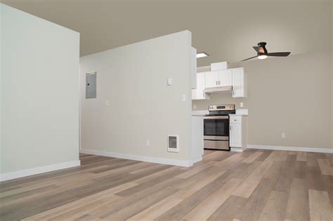 2 Bedroom 1 Bath Standard 2 Bed Apartment Magnolias On Stinson
