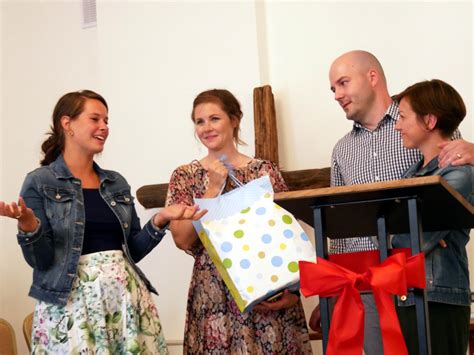 Sending Dawson And Laurel Jones