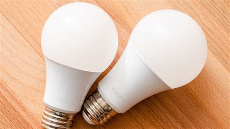 Can You Use A Dimmable Bulb In A Regular Lamp You Must Know