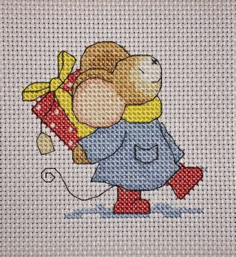 310 схеми за бродирани коледни картички и играчки Ideas To Save Today Christmas Cross Stitch