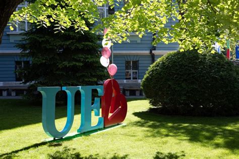 Dr Ilin Dimitrov On Linkedin Честит рожден ден на ИУ Варна Имах честта и удоволствието да