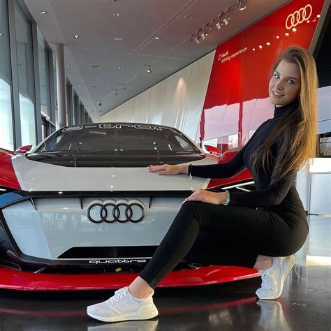 Vivien Keszthelyi Hungarian Racing Driver Rpaddockwomen