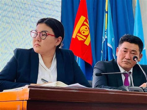 Ховд аймгийн Засаг даргаар Э Болормааг төлөөлөгчдийн 73 1 хувийн саналаар сонгожээ Isee Mn