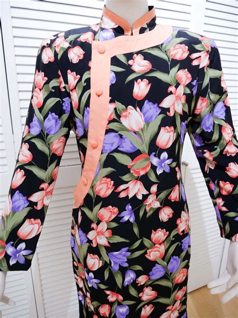 Vintage Cheongsam Qipao Floral Satin Pink Dress Gem