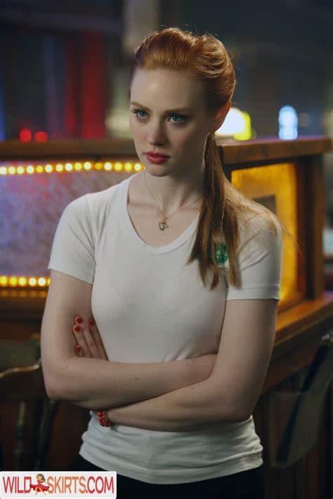 Deborah Ann Woll Deborahannwoll Nude Instagram Leaked Photo 31