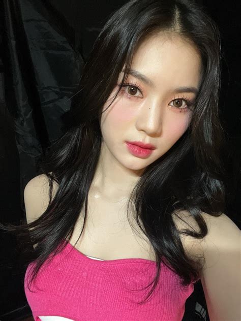 스테이씨 아이사 걸그룹 연예인 움짤저장소