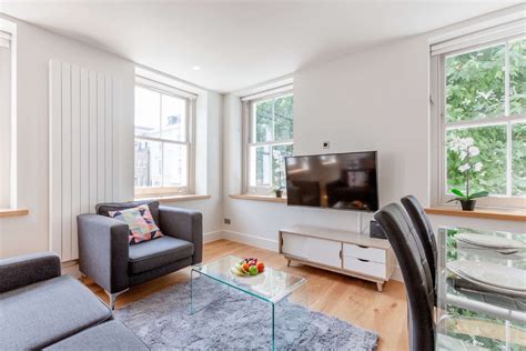 Timeless Designs Of London Living Rooms Homify