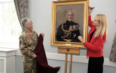 Farewell To Our Master Of Signals General Dame Sharon Nesmith Dcb Adc Gen