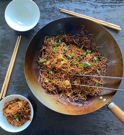 Hong Kong Style Pan Fried Noodles Sarchakra