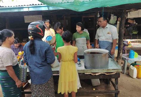 နွားထိုးကြီးမြို့တွင် ဈေးနှုန်းချိုသာစွာဖြင့် စားသုံးဆီများကို ဆက်လက်ရောင်းချပေး Information