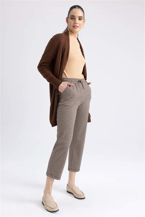 بيج نساء بنطلون سويت بانتس قصة مريحة برباط مطاطي 2646671 Defacto