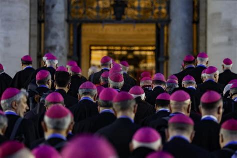 Смртта на папата е болен момент и големо страдање за целата црква изјави претседателот на