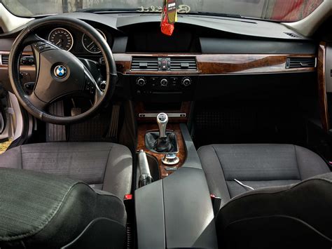 Vând Bmw E60 520d Onesti • Olx Ro