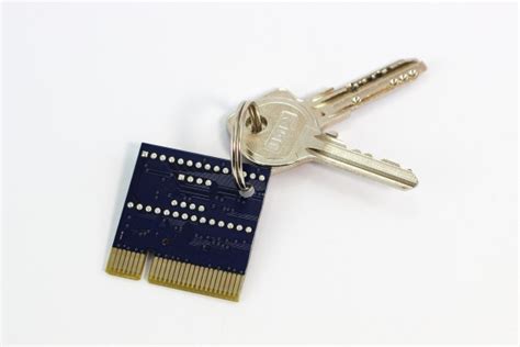 Breloc Circuit Placa Retea Calculator Tablo