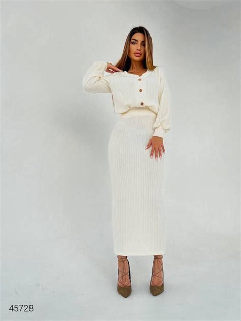 Костюм — ціна 1200 грн у каталозі Костюми зі спідницею Купити жіночі речі за доступною ціною на