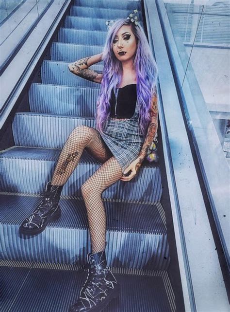 On The Escalator Porn Pic Eporner