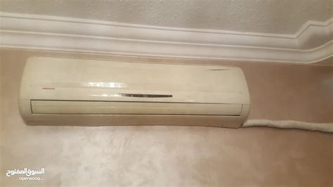 شروة روعة صوفا بيد بحالة ممتازة ومكيف بحالة جيدة جدا واضاءة عدد 15