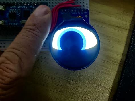 【花雕动手做】使用esp32 开发板与128寸 Tft Lcd 圆形液晶屏制作的随机动态电子眼睛 Makelog造物记
