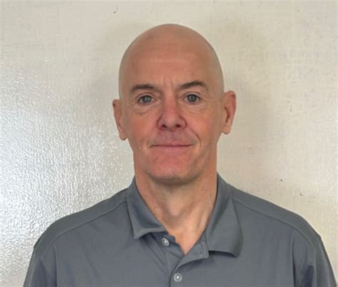 Professional Profile Dr Andrew Jones Itm