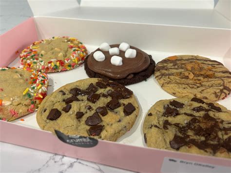 Love Crumbl Cookies Score A 6 Pack For The Price Of 4
