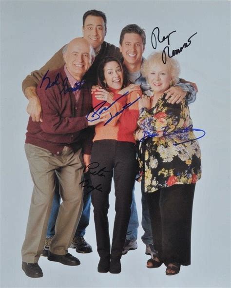 Everybody Loves Raymond Cast Signed Photo X5 Ray Romano Patricia