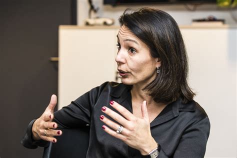 Ajax Ziet Financieel Directeur Opstappen … Vrouwenvoetbalnieuws