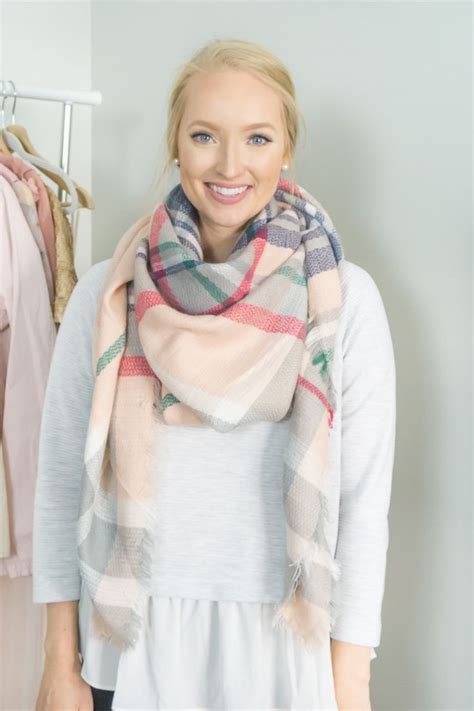 How To Wear A Blanket Scarf 15 Ways How To Wear A Blanket Scarf