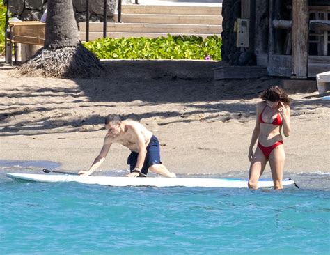 Celebrity Wetlook Archive Margaret Qualley Swimming In Hawaii