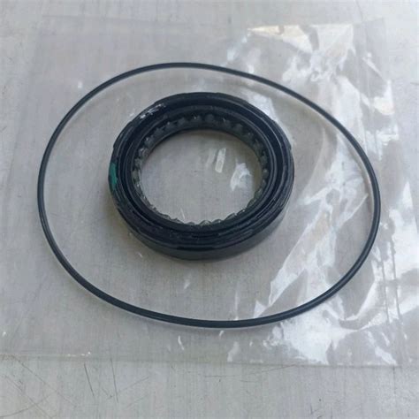 Rubber Black Rear Wheel Oil Seal With O Ring Packaging Type Packet