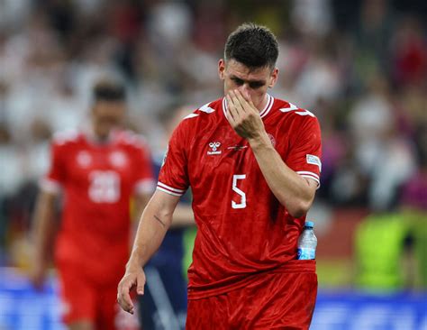 Wolfsburg Melder Ud Om Skadet Joakim Mæhle