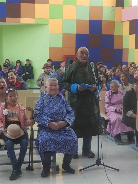 УИХ ын гишүүн Эрүүл мэндийн сайд С Чинзориг уулзалт хийж байна