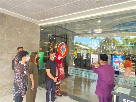 Mengenal Mak Yong Seni Teater Tradisional Melayu Dinas Kebudayaan
