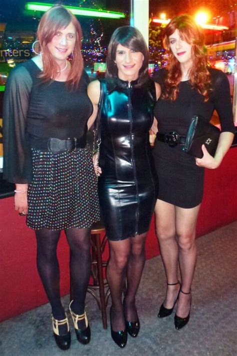Beautiful Crossdressers Crossdressers Party Night Out