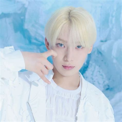 Sunoo Romance Untold Daydream White Midnight Ver Photo Sketch