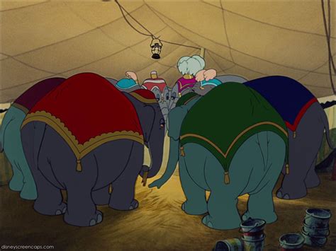 91 Ideeën Over Dumbo 1941 Dombo Olifanten Animatiefilms