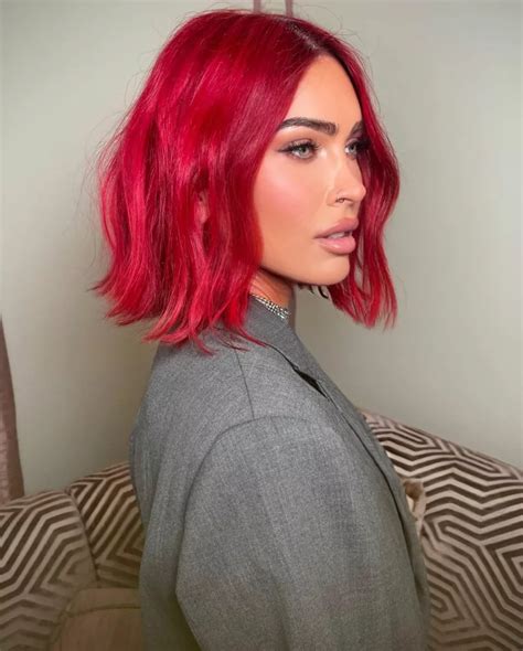 Megan Fox In Her New Sexy Red Hair Is A Sight To Behold