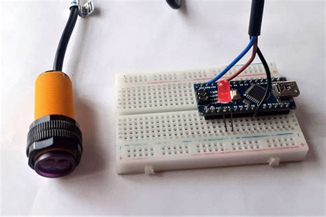 Подключение инфракрасного датчика препятствий E18 D80nk к Arduino схема и программа