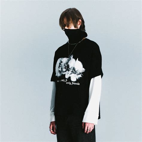 Cats Split Tee — Angeltype