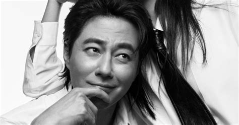 조인성x한효주 비주얼 부부 케미…커플룩이 이렇게 잘 어울려 [화보]