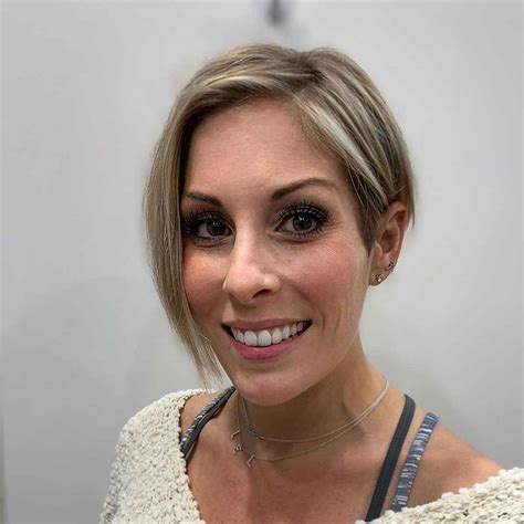 23 Coupes Pixie Bob Asymétriques Pour Un Look à La Mode Page 4 Imagelien