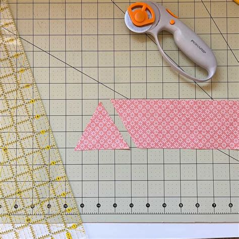 How To Cut And Sew 60 Equilateral Triangles Bethany Lynne Makes