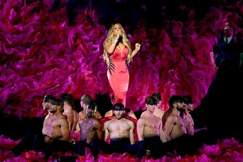 Mariah Carey New Book Could Reveal Truth Behind Sexual Harassment Case Mental Health Battles