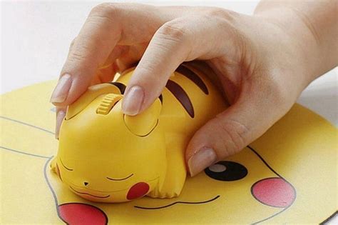 Pikachu Mouse Rholdmywallet