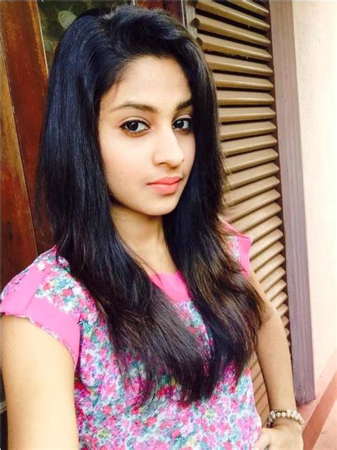 Sri Lankan Upcoming Actress Sachini Ruwanthika Hot And Sexy Photo Shoot